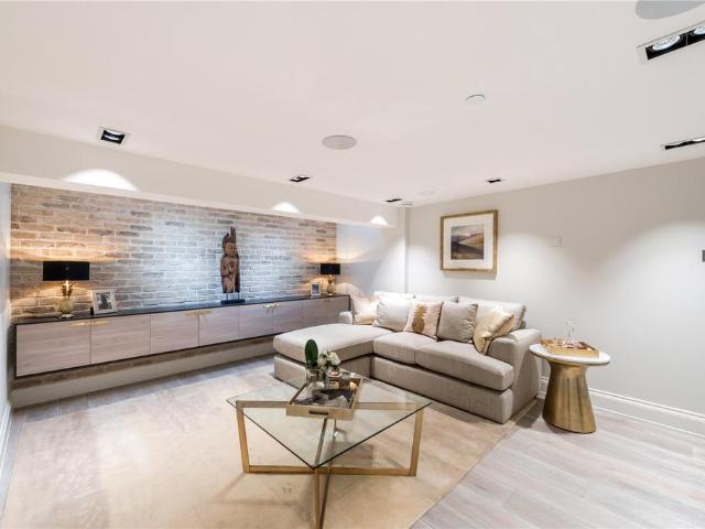 Bell Street, Marylebone, London, NW1 3 bed terraced house to rent £5,416 pcm £1,250 pw
