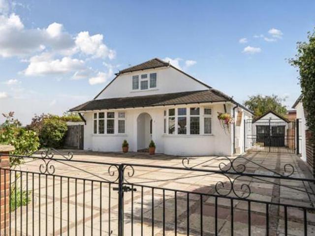 Bell View, Windsor, 3 Bedroom Bungalow