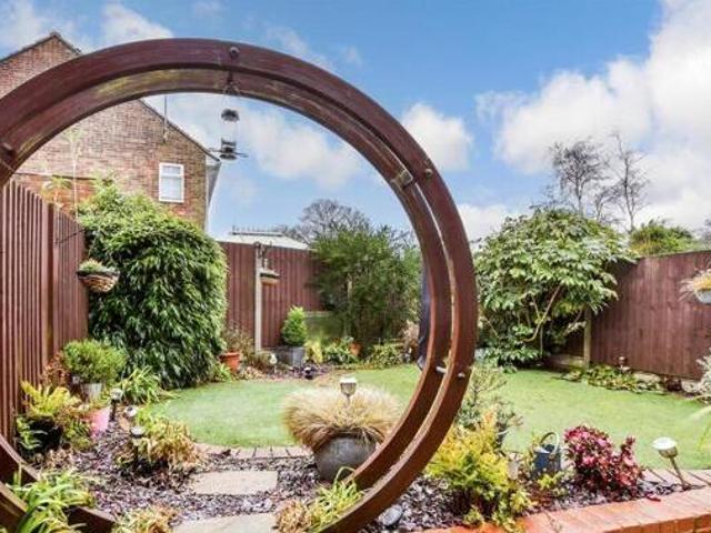 Bell Way, Kingswood, 3 Bedroom Semi detached