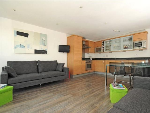 Bell Yard Mews, London, SE1 3UA