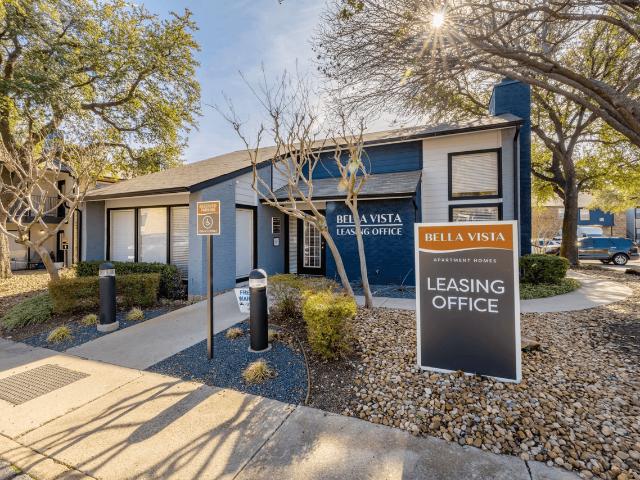 Bella Vista 2 Bedroom Apartment for Rent at 1834 E Peters Colony Rd, Carrollton, TX 75007 North Central Carrollton