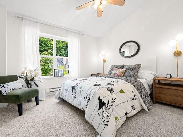Bella Vista 2 Bedroom Apartment for Rent at 2100 Lake Washington Blvd N, Renton, WA 98056 Kennydale