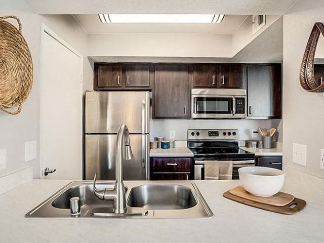 Bella Solara Apartment Homes 1 Bedroom Apartment for Rent at 7101 Smoke Ranch Rd, Las Vegas, NV 89128