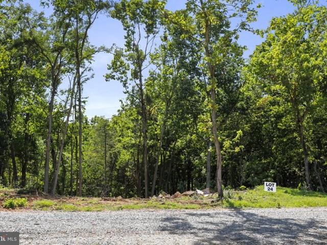 Bella Subdivision Section 2 Vis Lot 24, Falling Waters, WV 25419