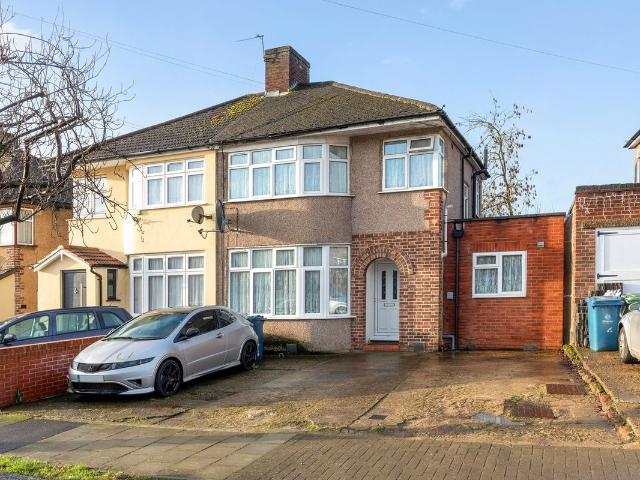 Bellamy Drive, Stanmore HA7, 4 bed semi detached house to rent, £2,600 pcm | PrimeLocation