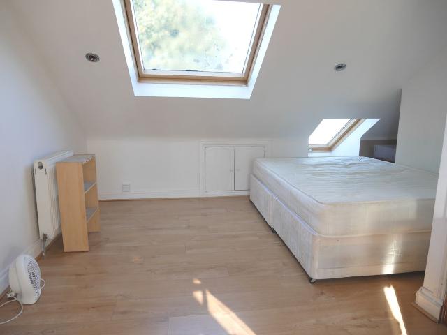 Bellamy Drive, Stanmore HA7, Studio to rent, £1,000 pcm | PrimeLocation