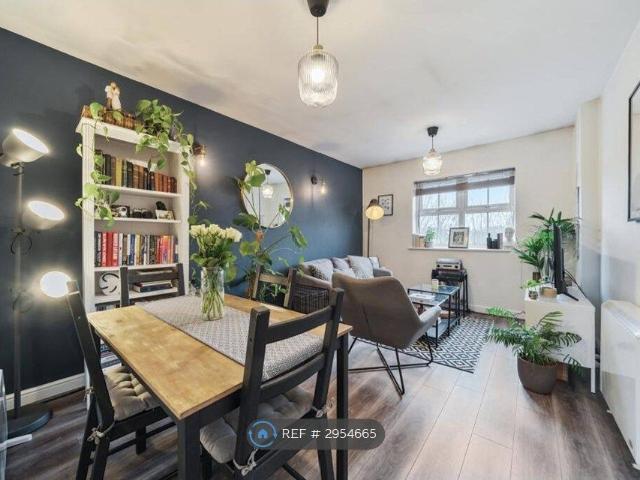 Bellam Court, Manchester M27, 2 bed flat to rent, £1,050 pcm | PrimeLocation