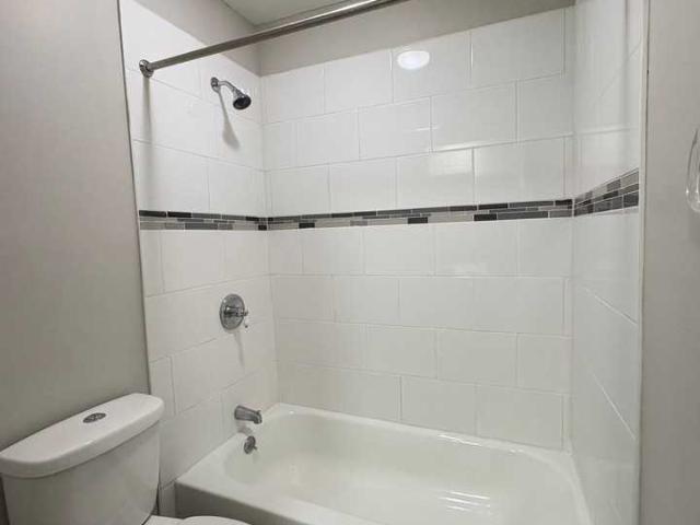 Bellagio West Living I 1 Bedroom Apartment for Rent at 7455 Rockleigh Ave, Indianapolis, IN 46214 Chapel Hill Ben Davis