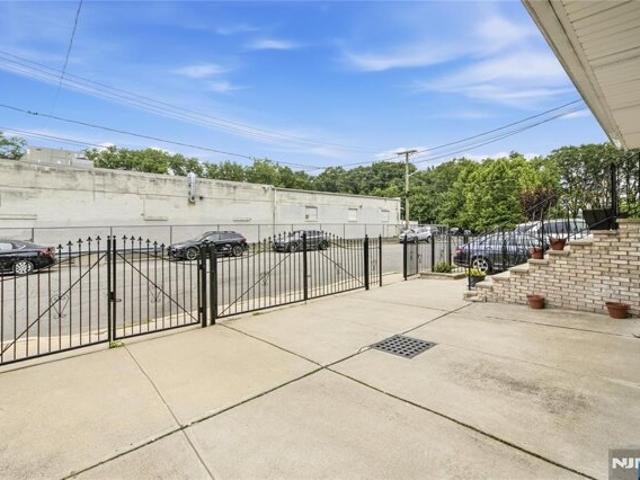 Bellair Pl, Newark, Home For Sale