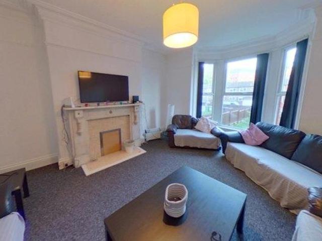 Belle Vue Road 9 bed house share to rent £4,878 pcm £1,126 pw