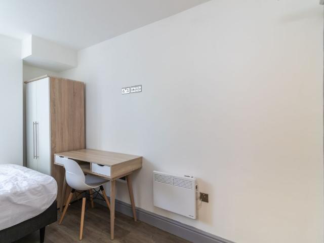 Belle Vue Road, Leek ST13, Room to rent, £525 pcm | PrimeLocation