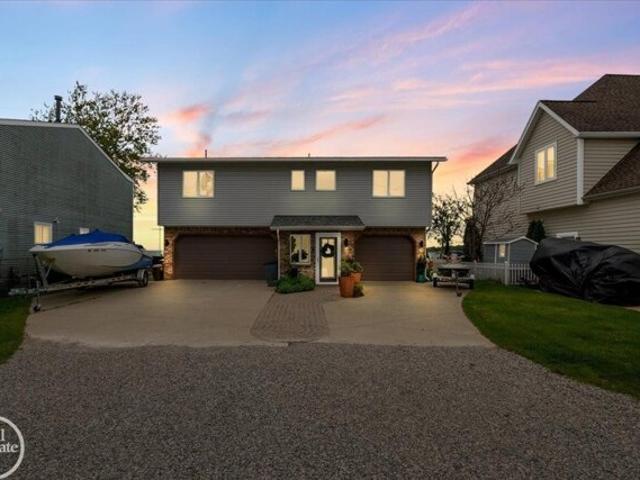 Belle Brae Dr, Home For Sale