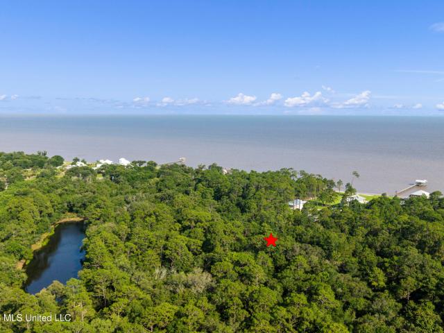 Belle Fontaine Drive, Ocean Springs, MS 39564