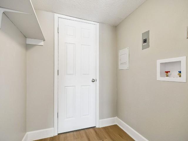 Bellecour Crossing 1 Bedroom Apartment for Rent at 1251 N Ardenwood Dr, Baton Rouge, LA 70806 Lobdell Woodale