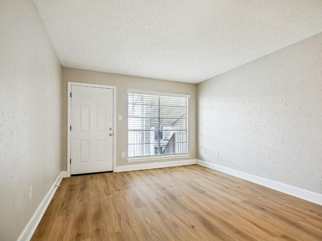 Bellecour Crossing 1 Bedroom Apartment for Rent at 1251 N Ardenwood Dr, Baton Rouge, LA 70806 Lobdell Woodale