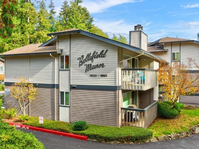 Bellefield Manor 1 Bedroom Apartment for Rent at 1830 108th Ave Se, Bellevue, WA 98004