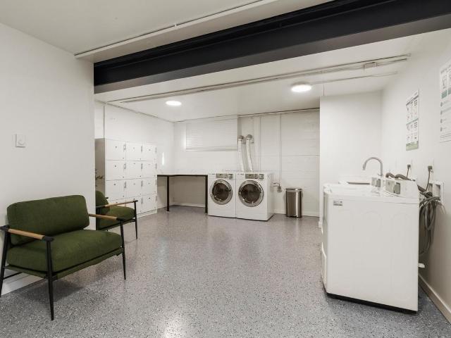 Bellefield Manor 1 Bedroom Apartment for Rent at 1830 108th Ave Se, Bellevue, WA 98004