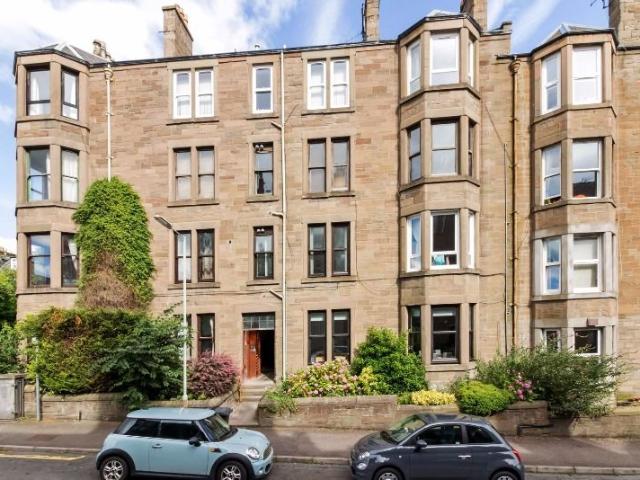 Bellefield Avenue, Dundee DD1, 3 bed flat to rent, £1,595 pcm | PrimeLocation