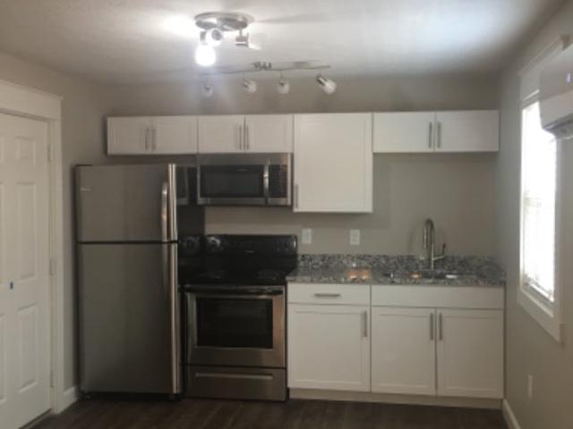 Belles on Main Apartments