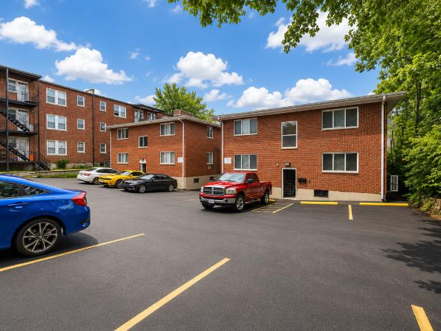 Bellevue 1 Bedroom Apartment for Rent at 2507 Bellevue Ave, Maplewood, MO 63143 Maplewood