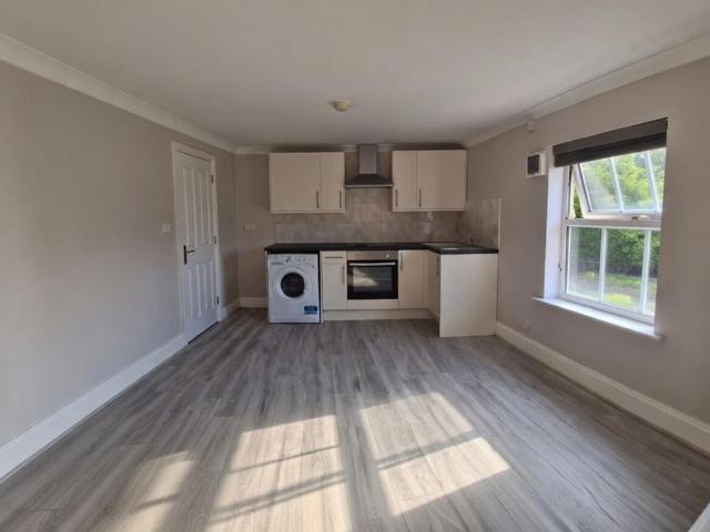 Bellevue Terrace, Southampton, SO14 3 bed flat to rent £1,575 pcm £363 pw