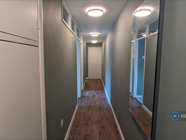 Bellevue Court, Brighton, BN1 2 bed flat to rent £1,650 pcm £381 pw