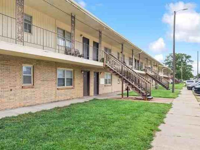 Bellevue Gardens Apartments 2 Bedroom Apartment for Rent at 2911 Washington St, Bellevue, NE 68005