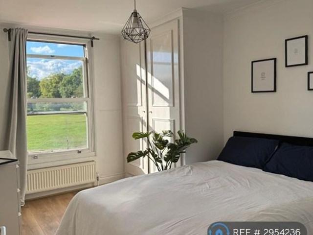 Bellevue Road, London, SW17 1 bed in a flat share to rent £1,095 pcm £253 pw