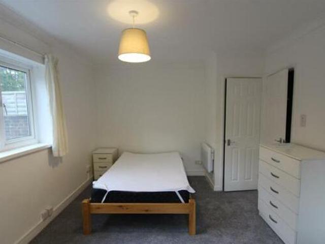 Bellevue Road, * Student Apartment * Student Apartment *, 1 Bedroom Apartment
