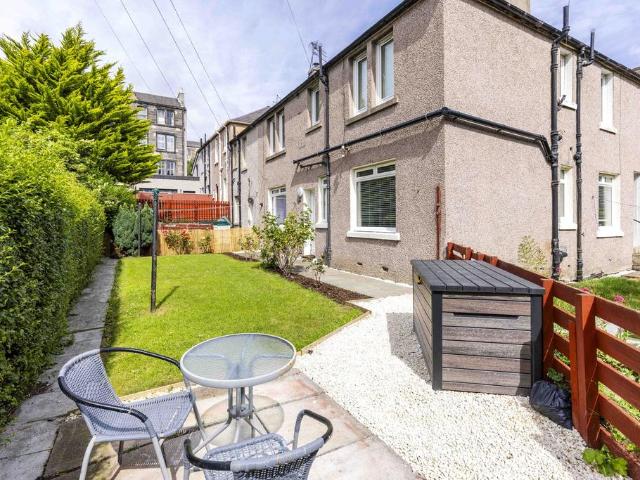 Bellevue Street, Edinburgh, Midlothian 3 bed apartment to rent £1,750 pcm £404 pw