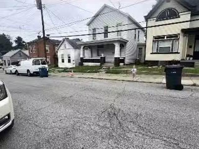 Bellevue/Dayton 4br 909 6th Ave