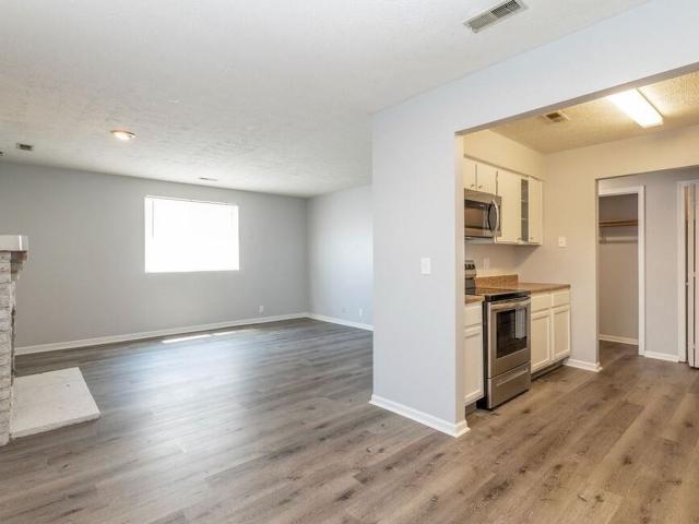 Belleville 2 Bedroom Apartment for Rent at 6709 S 73rd Street Cir, Ralston, NE 68127