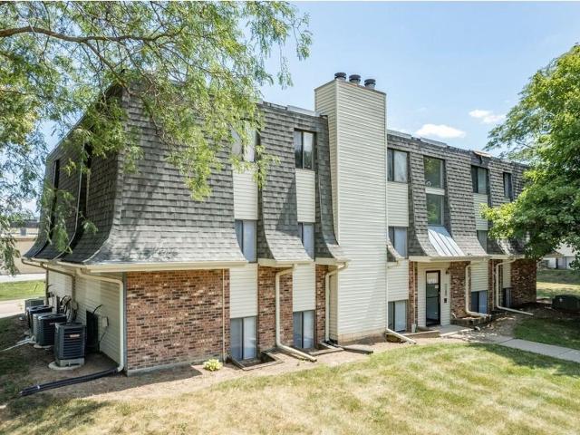 Belleville 2 Bedroom Apartment for Rent at 6709 S 73rd Street Cir, Ralston, NE 68127