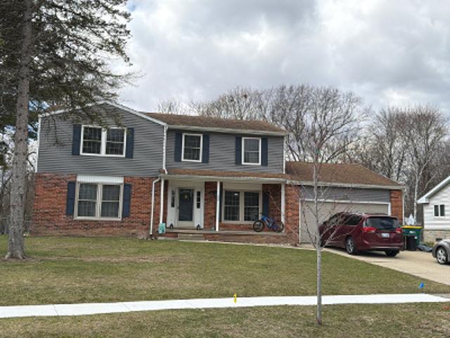 Bellewood Dr