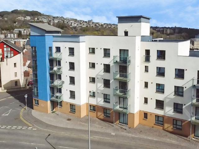 Bellfield Street, Dundee DD1, 3 bed flat to rent, £1,400 pcm | PrimeLocation