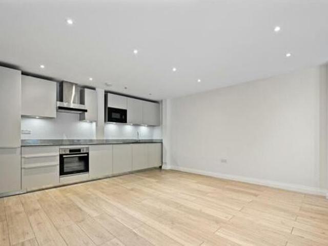 Bellfield Road, High Wycombe, 1 Bedroom Apartment