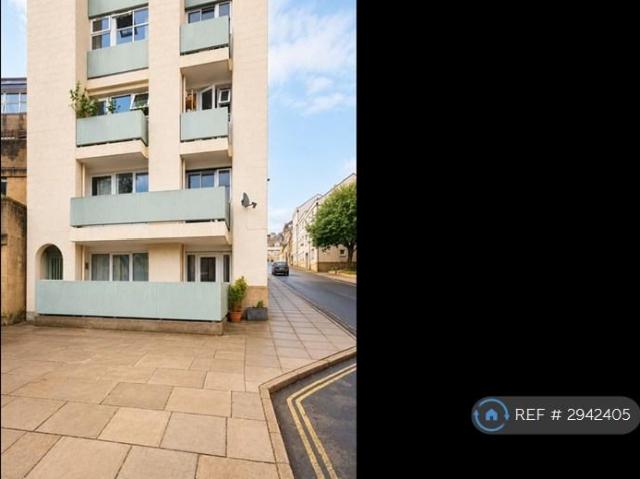 Bellhanger Court, Bath, BA1 2 bed flat to rent £1,900 pcm £438 pw