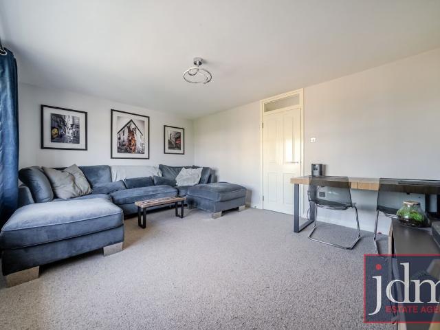 Bellot Street, London SE10, 2 bed flat to rent, £2,100 pcm | PrimeLocation