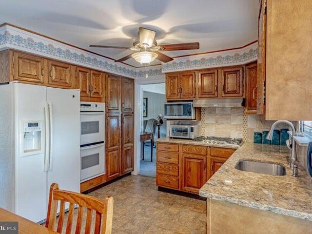 Bellows Ln, Cherry Hill, Home For Sale