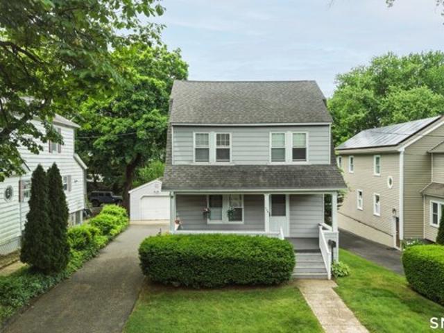 Belltown Rd, Stamford, Home For Sale