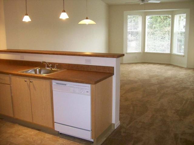 Belmar Commons 2 Bedroom Apartment for Rent at 117 Ne 25th Ave, Hillsboro, OR 97124 Central Hillsboro