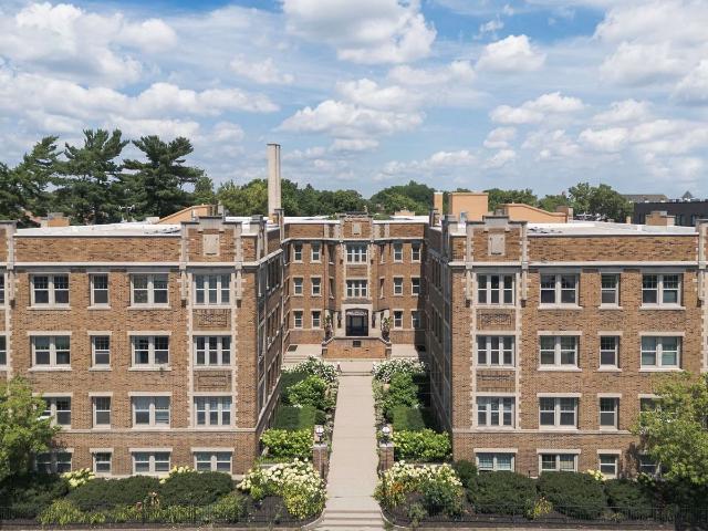 Belmont Apartments Studio Apartment for Rent at 1000 W Franklin Ave, Minneapolis, MN 55405 Lowry Hill