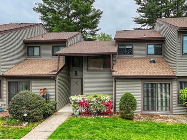 Belmont Ct Unit D, Red Bank, Condo For Sale