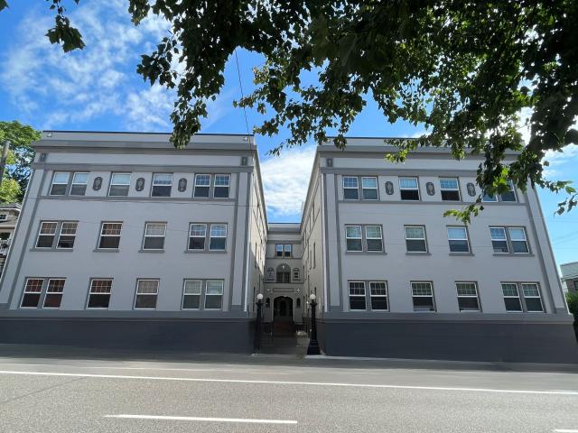 Belmont Court by Star Metro