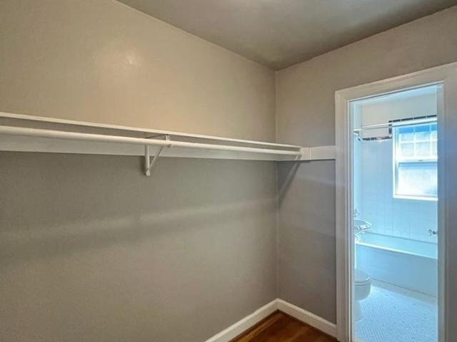Belmont Court by Star Metro Studio Apartment for Rent at 1410 Se Belmont St, Portland, OR 97214 Buckman