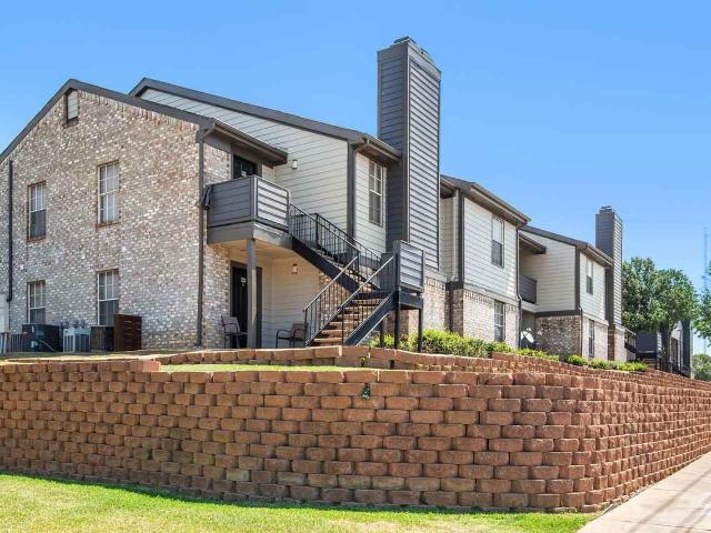 Belmont Estates 1 Bedroom Apartment for Rent at 901 Greenway Glen Dr, Arlington, TX 76012