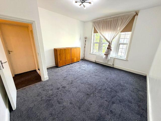 Belmont Road, London N15, 2 bed flat to rent, £1,900 pcm | PrimeLocation