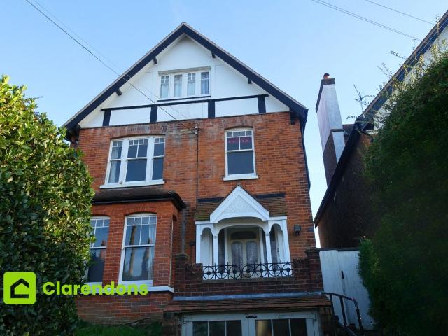 Belmont Road, Reigate, Surrey RH2, 1 bed flat to rent, £1,200 pcm | PrimeLocation
