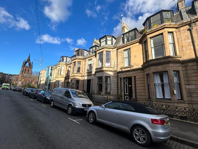 Belmont Street, Glasgow G12, 1 bed flat to rent, £1,350 pcm | PrimeLocation
