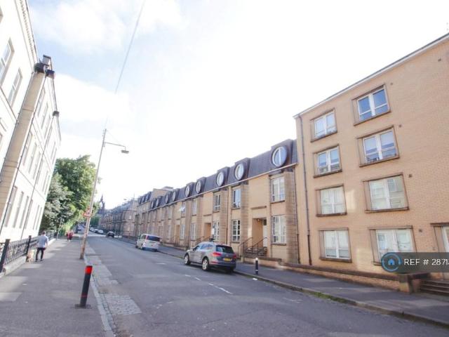 Belmont Street, Glasgow, G12 3 bed flat to rent £2,050 pcm £473 pw